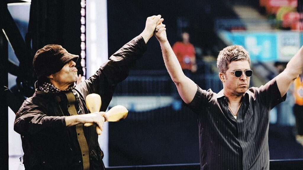 Oasis prolongará turnê até 2026, sinaliza Liam Gallagher | Disconecta